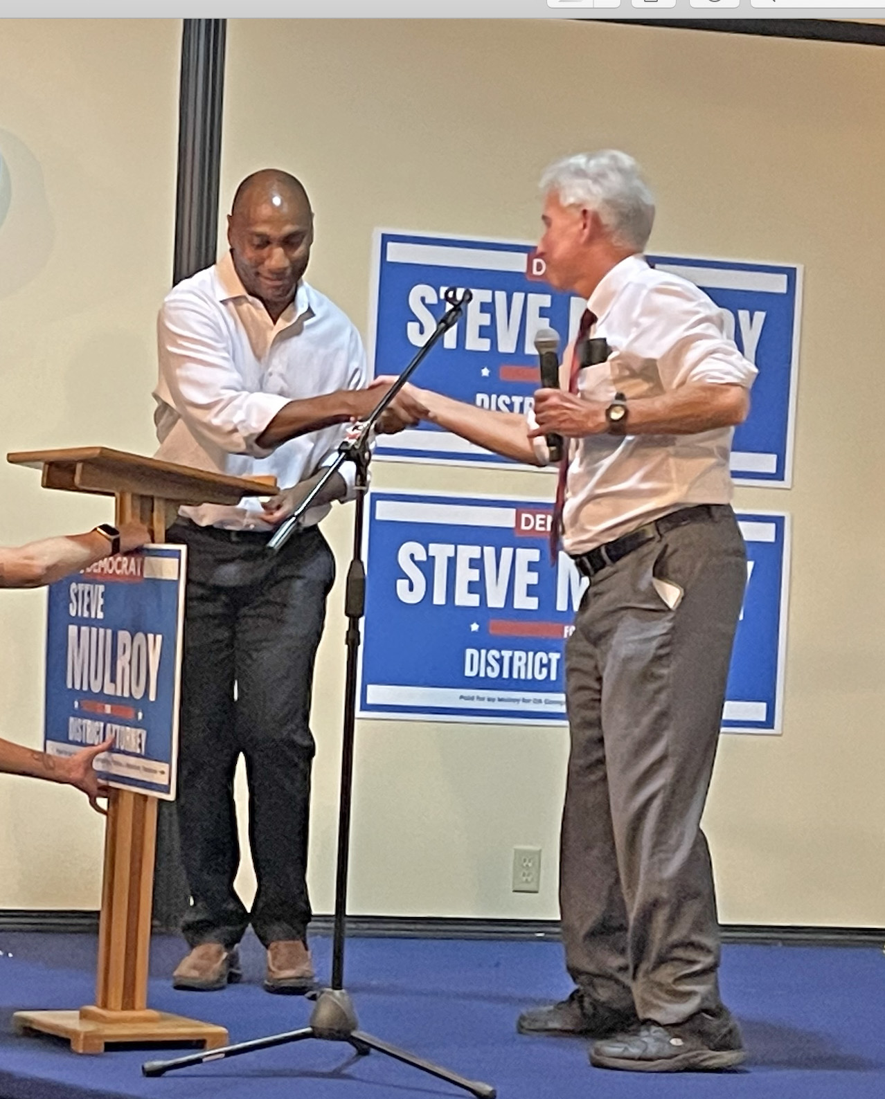 Memphis Flyer | Harris, Mulroy Win as Form Sheet Prevails in Primary