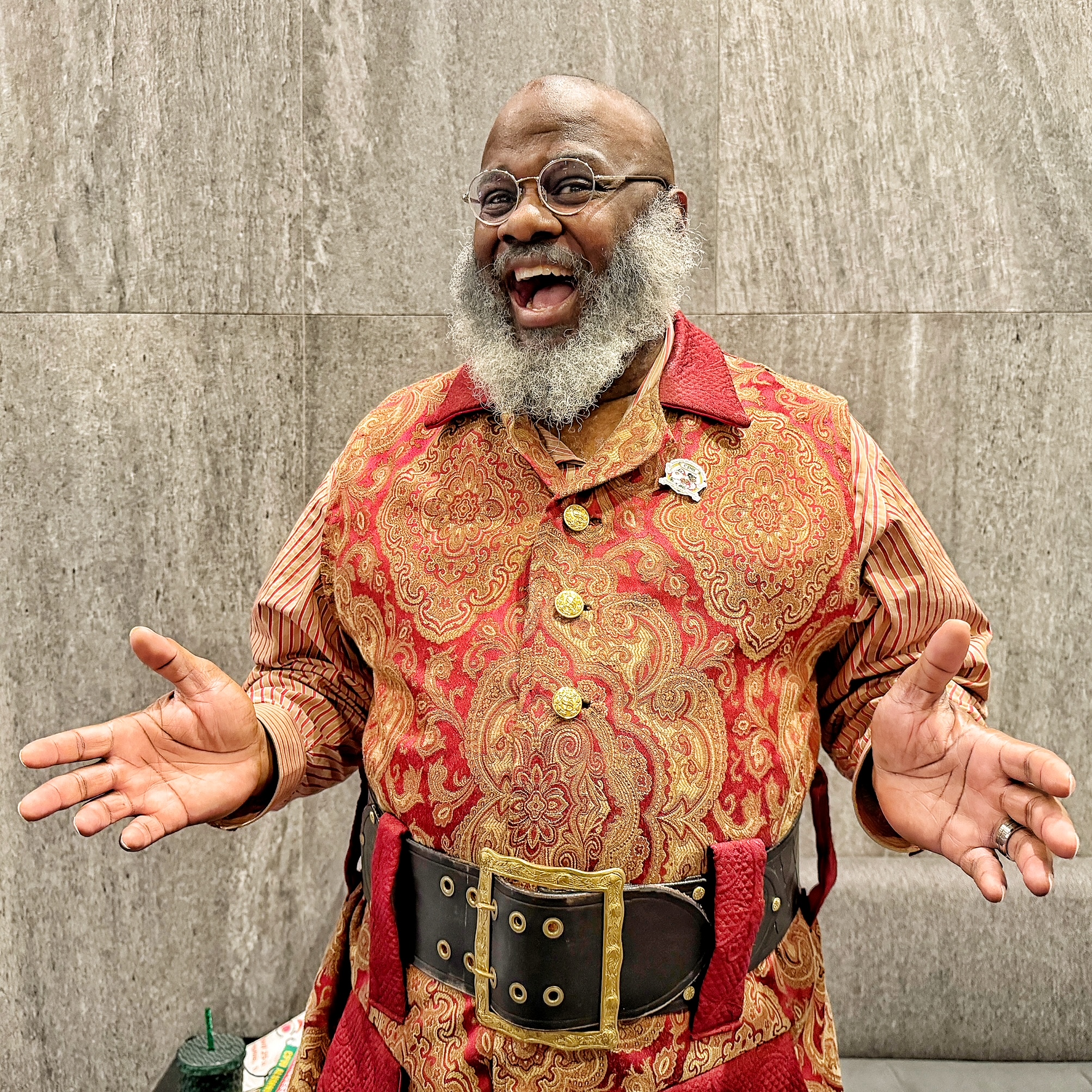 Memphis Flyer | Santas, Santas Everywhere