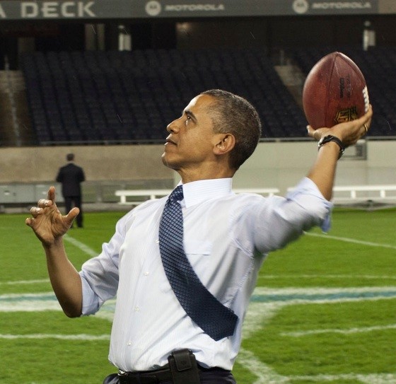 Memphis Flyer | Breaking: Obama Throws Football … Or DOES HE???